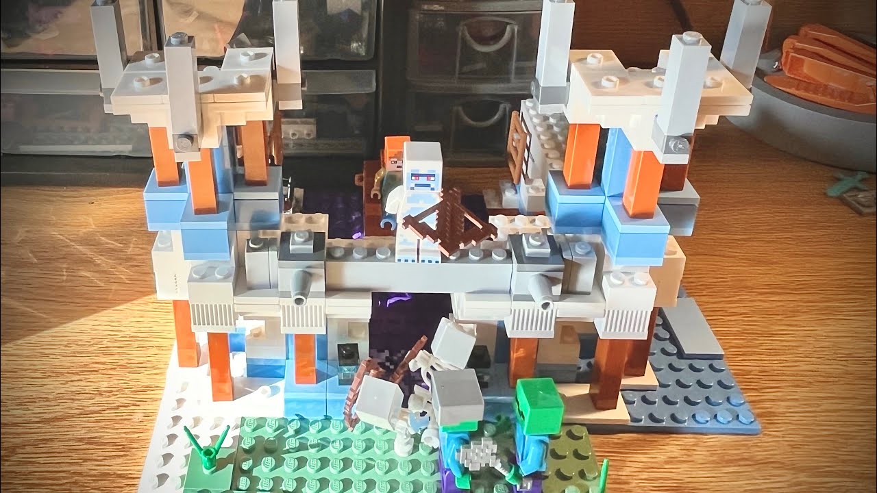 Lego Minecraft, the ice battle - YouTube