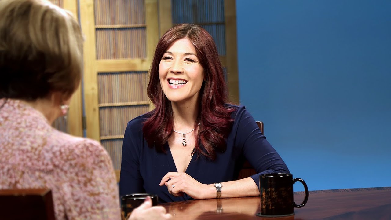 Alice Inoue | Long Story Short with Leslie Wilcox - YouTube