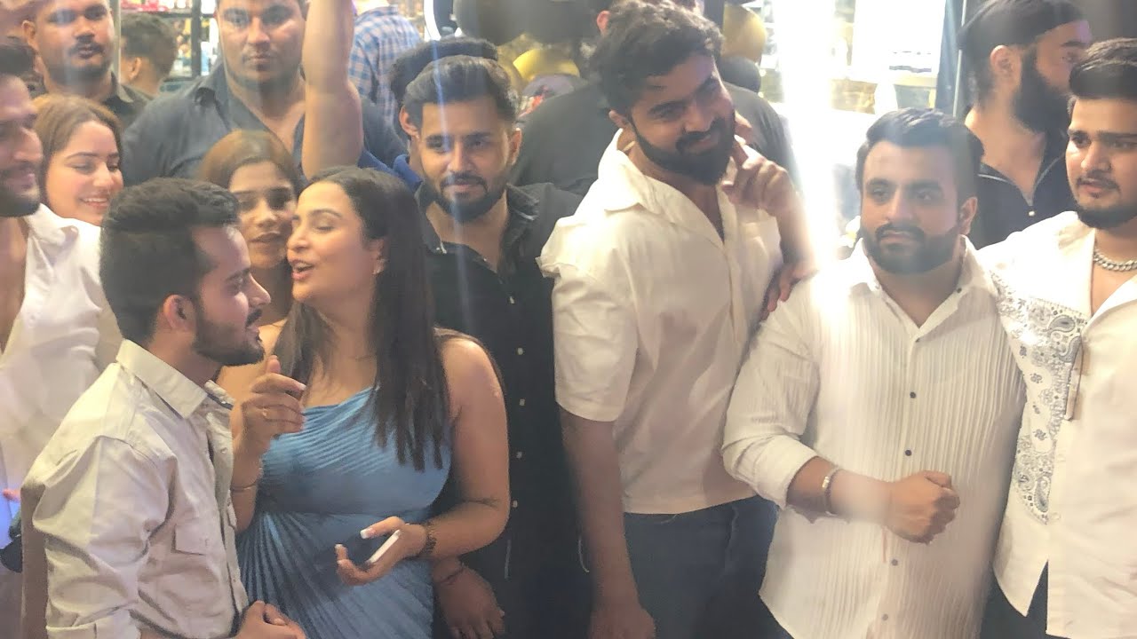 Uncut Vlogs On Your Way🔥🔥 UNCUT Vlog 1 - Harsh Mehra @KirtiMehra - YouTube