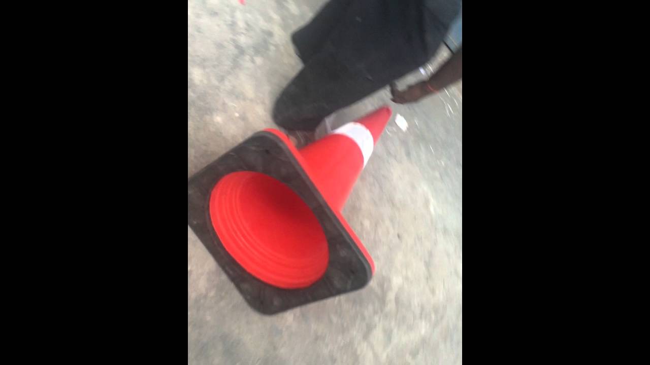 PLASTIC CONE HEAVY BASE - YouTube