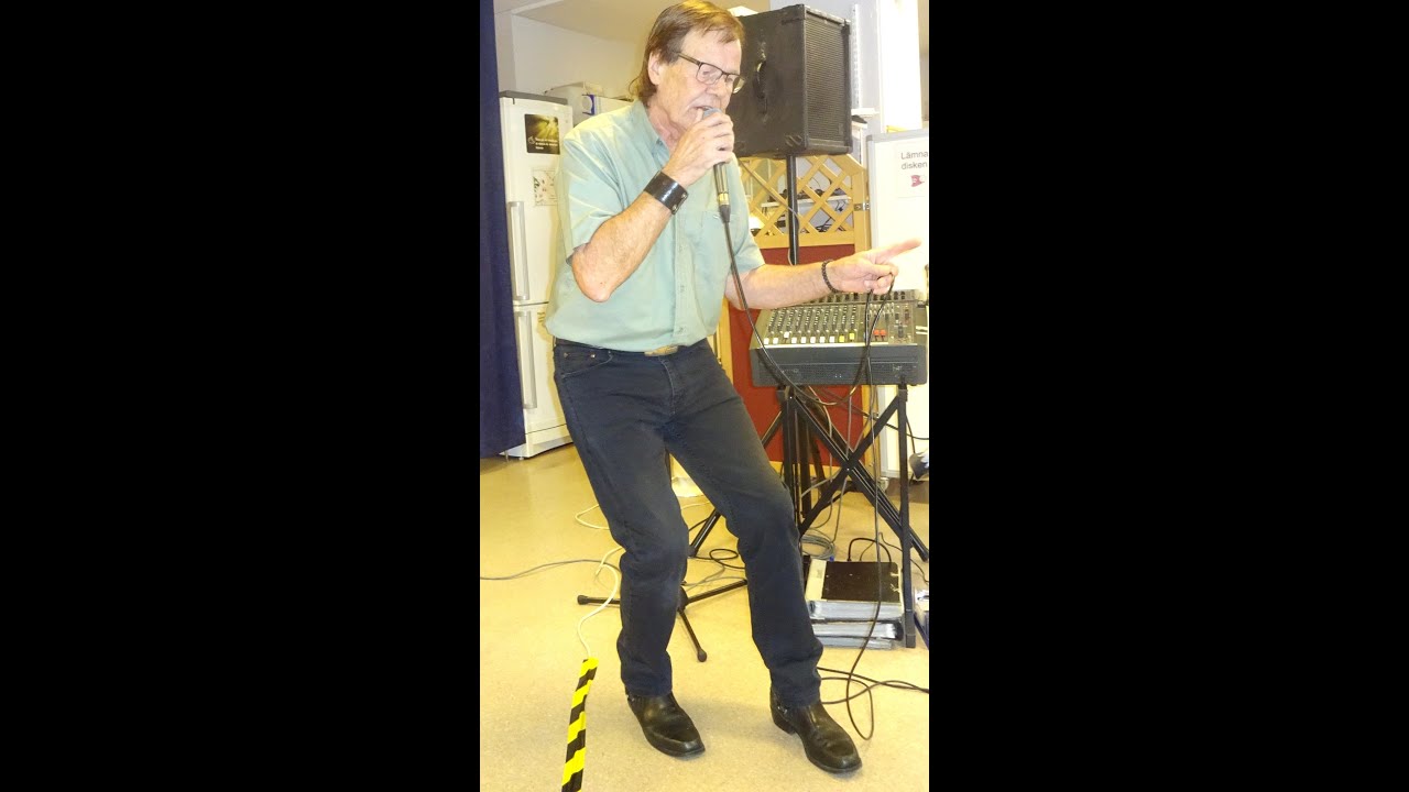 Ronnie Sahlén 20250926 I ett fotoalbum (Kom In) - YouTube