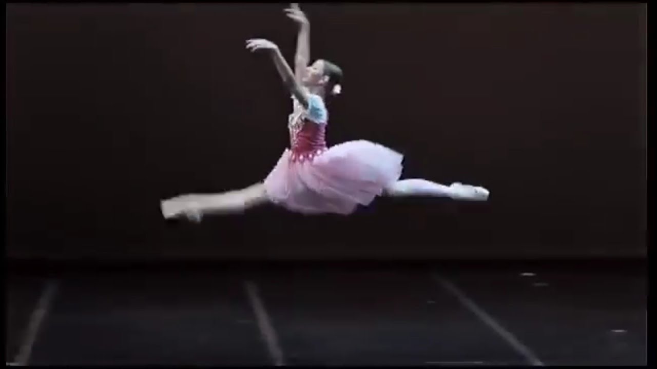 Caroline Konstnar DankMeMeLord dancing ballet at 12 | CORNCAST - YouTube