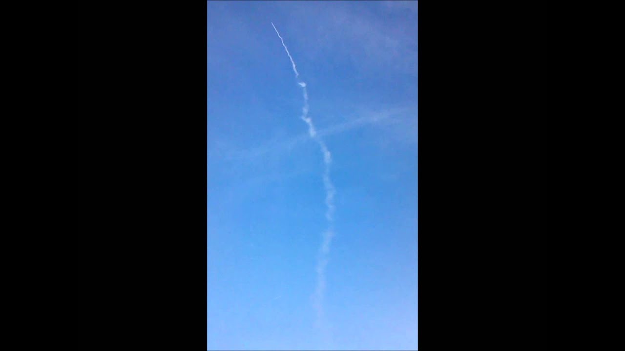 Estes Firestorm launch with booster D12-0 to C6-5 - YouTube