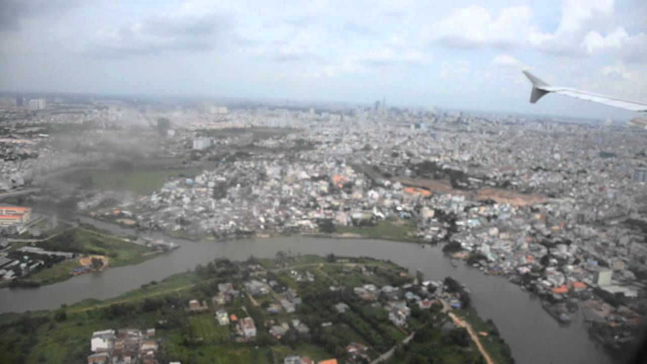 may bay ha canh - YouTube
