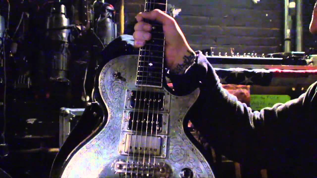 Keith Nelson Buckcherry Gear Tour - YouTube