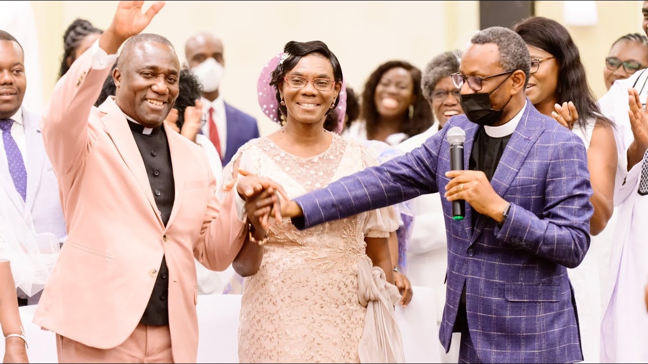 Here is the problem with the church today | William Branham - YouTube