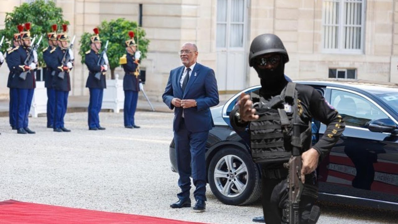 06 MARS ARIEL ALE AMERIKEN REFIZEL - YouTube