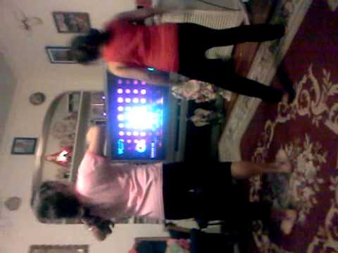 Destiny and Natalie perreando