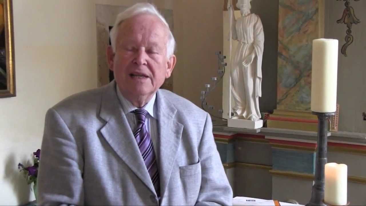Prof. Dr. Axel Stelzner - YouTube