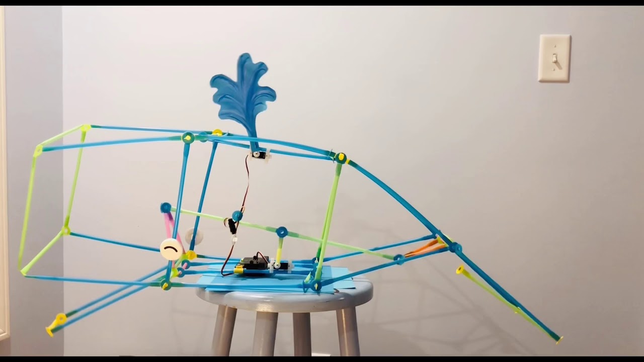 Whale 🐳 of a Strawbees and Microbit Tail - YouTube