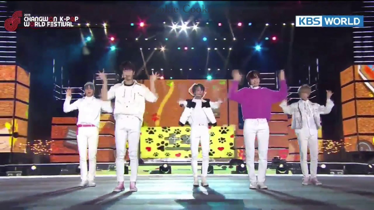 [191011]TXT-Cat & Dog @Changwon K-pop World Festival - YouTube