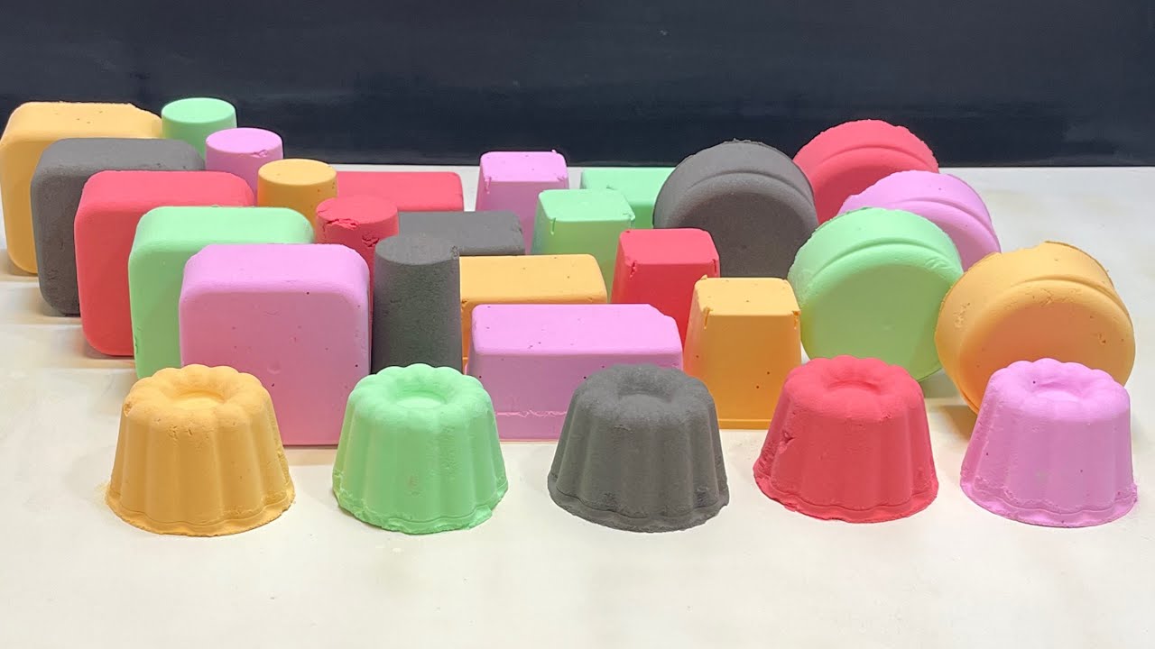 Colored baking soda - YouTube