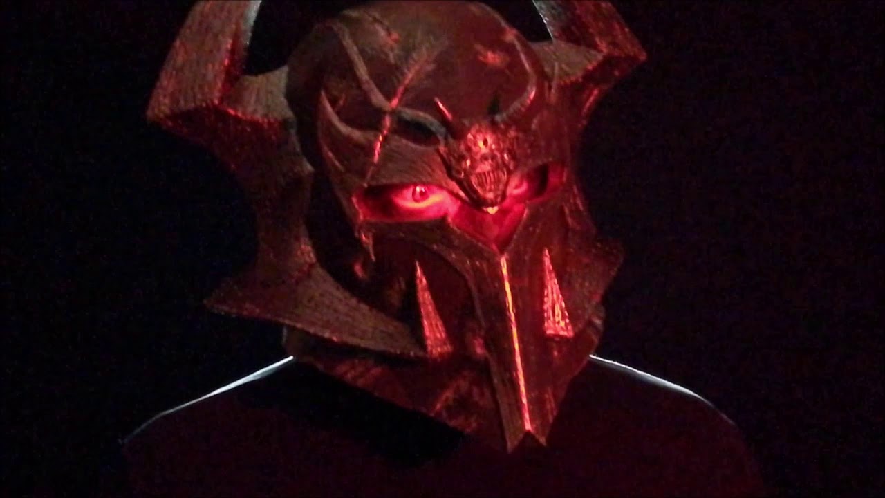 NIGHT SENTINEL HELMET - DOOM ETERNAL - YouTube