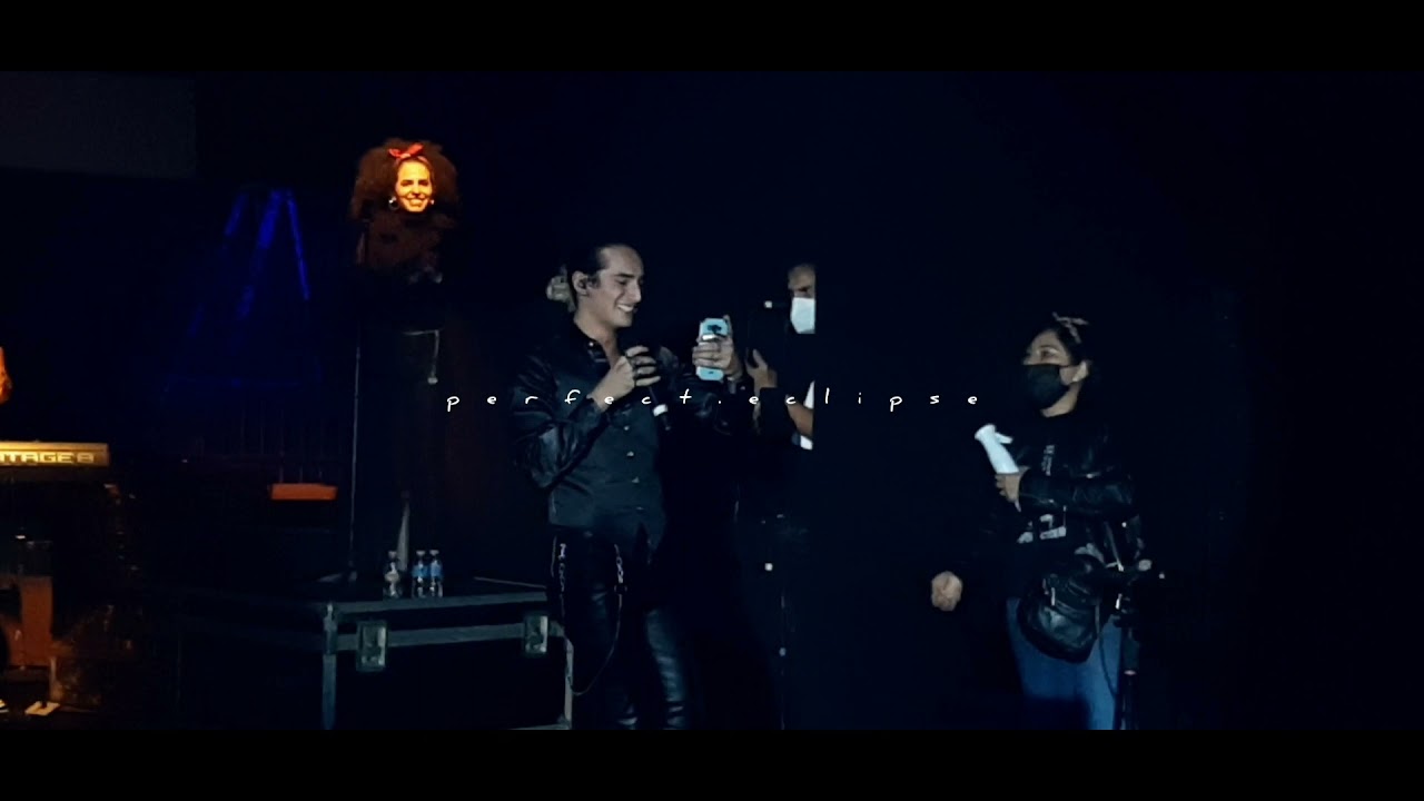 Emilio en concierto (completo) 30/dic/2021 - YouTube