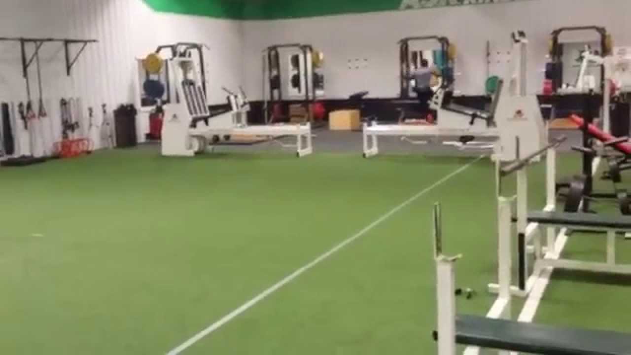 Practicing takeoff for the 40 yard dash - YouTube