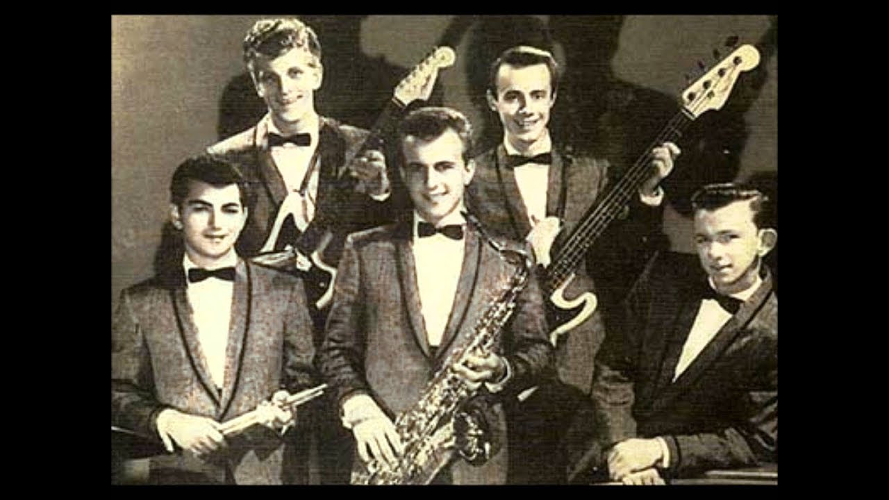 Johnny And The Hurricanes Seven Of The Best Youtube 4719