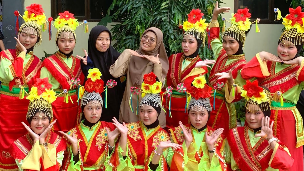Lenggang Nyai SMK Global Prima Islamic School Kota Bekasi - YouTube