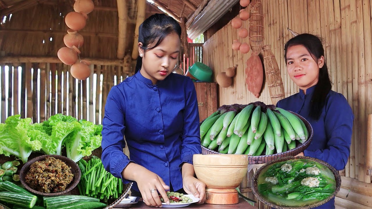 Meatballs fish soup tasty, cooking snail with baby corn so delicious ...