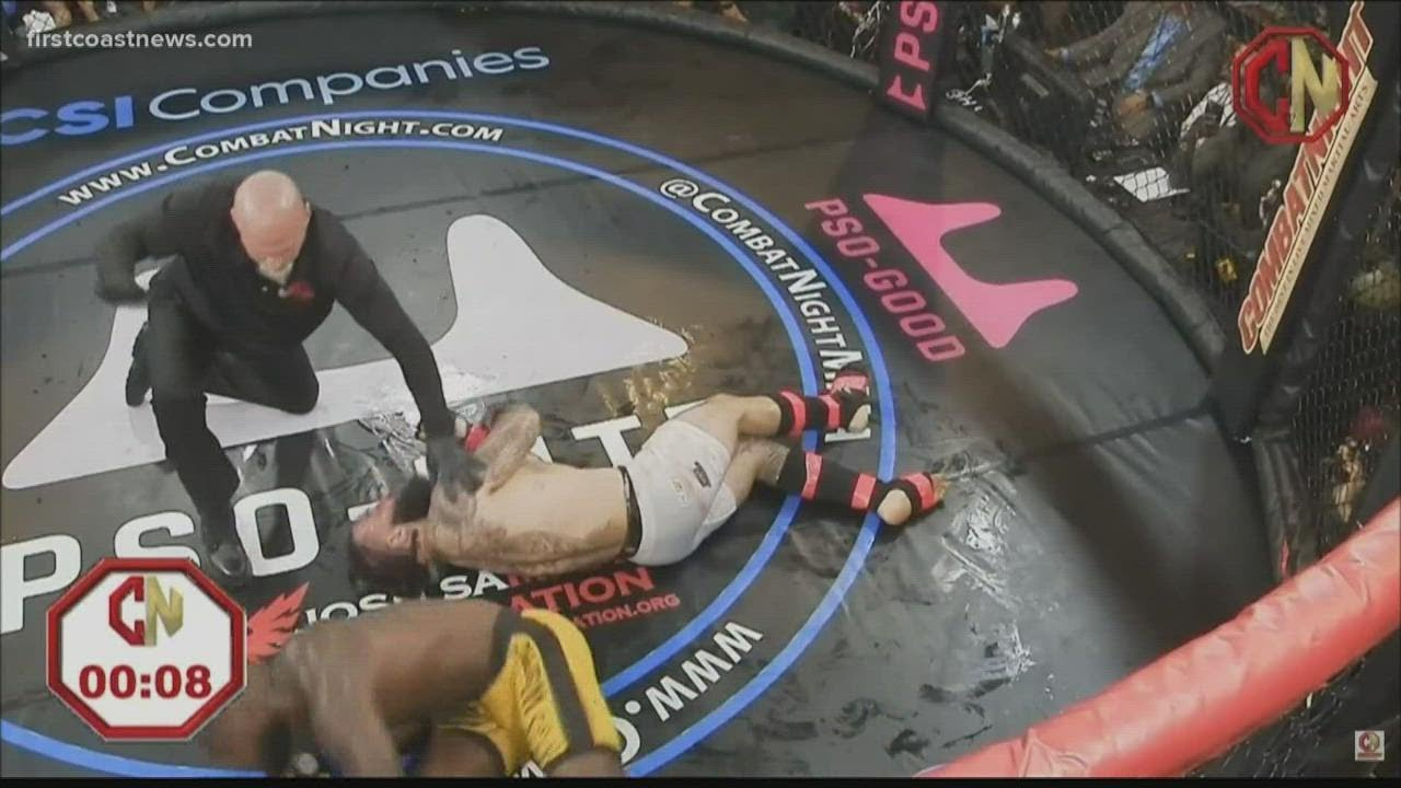 Former football star Reggie Northrup undefeated in MMA - YouTube