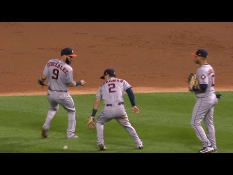 HOU@CWS: Astros drop popup, still get Engel at third
