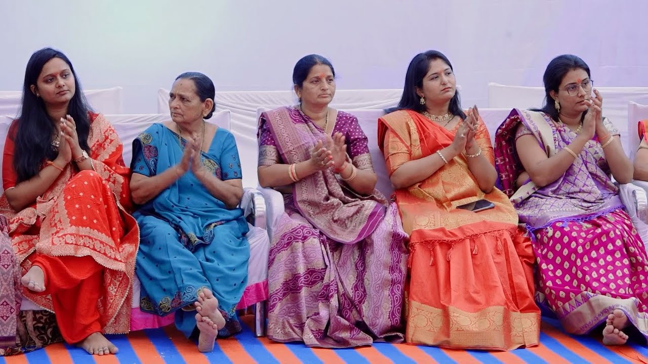 Day 2 Shrimad Bhagwat Katha || RashmikaBen Patel || Bhagwandas family ...
