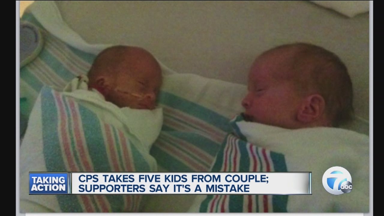 CPS takes five kids from couple; supporters say it's a mistake - YouTube