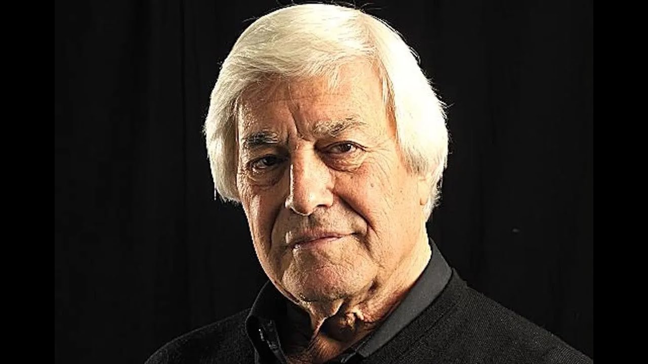 COLIN HART: A tribute to an old boxing school journalist. - YouTube