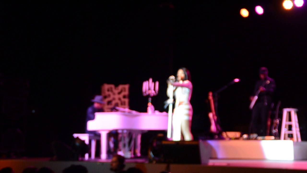 Toni Braxton Live in Concert - YouTube