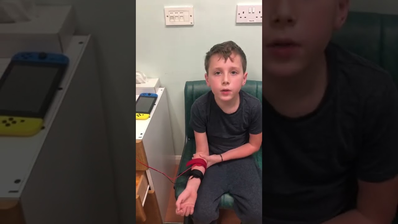 Sweat test for cystic fibrosis - YouTube