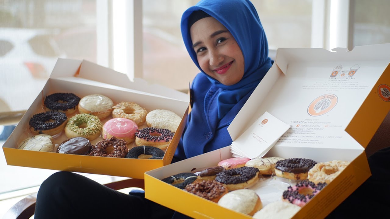 Donat J. Co Banyak Varian Rasa yang Bikin Ketagihan Banget - YouTube