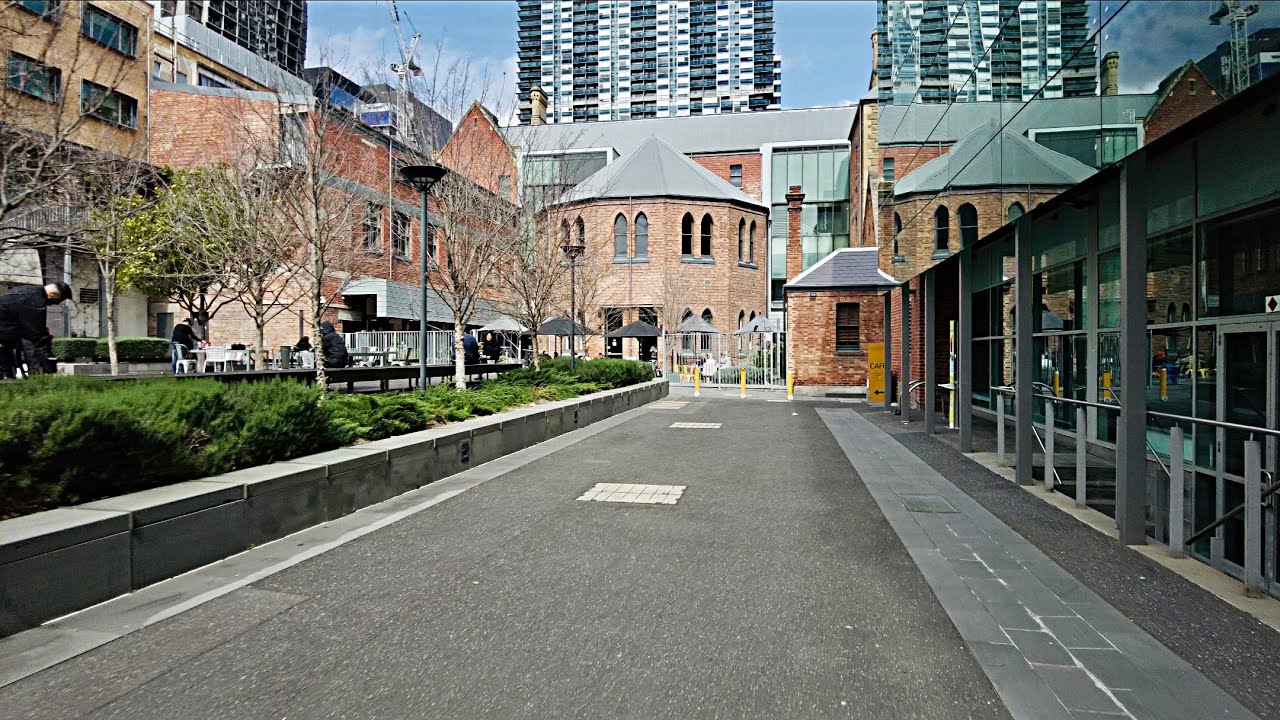 A Long Walk From Russell Street To Flinders Street | City Ambience ...