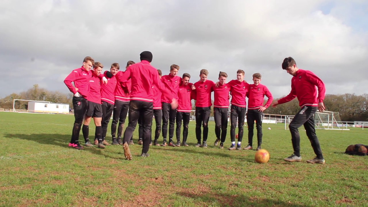 Academy lads show off their skills | Exeter City Football Club - YouTube