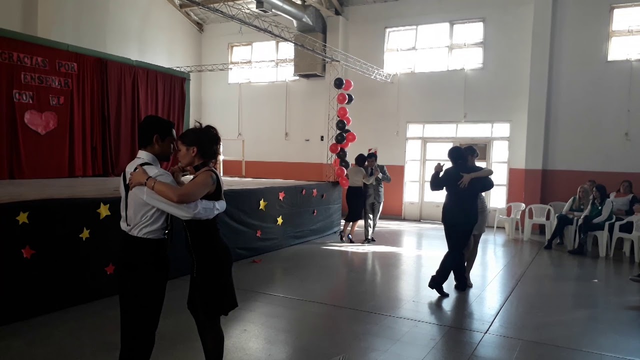 Andrés Konoba - Melodía de arrabal (Tango) - YouTube