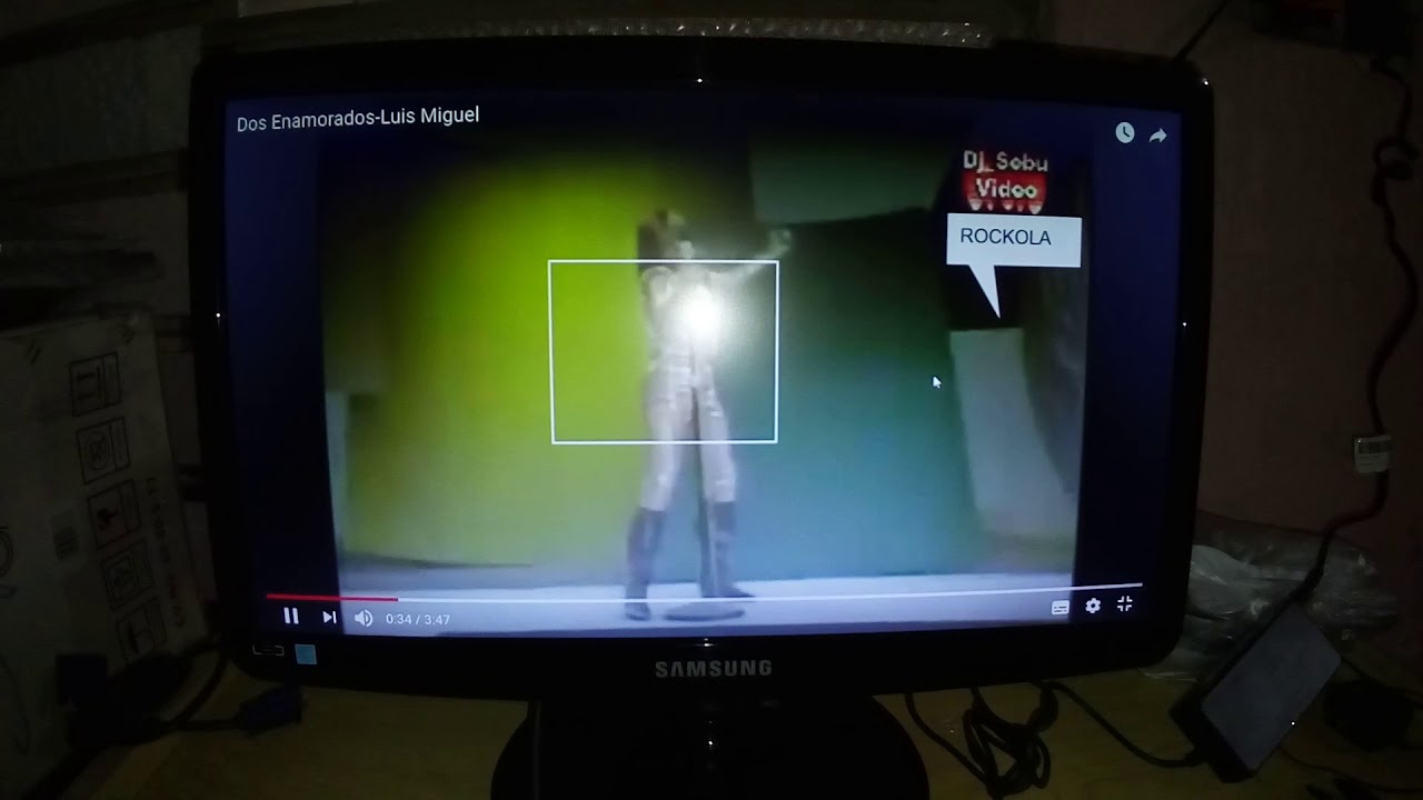 Monitor Samsung LED S19A100N WideScreen 18 y media pulgadas - YouTube