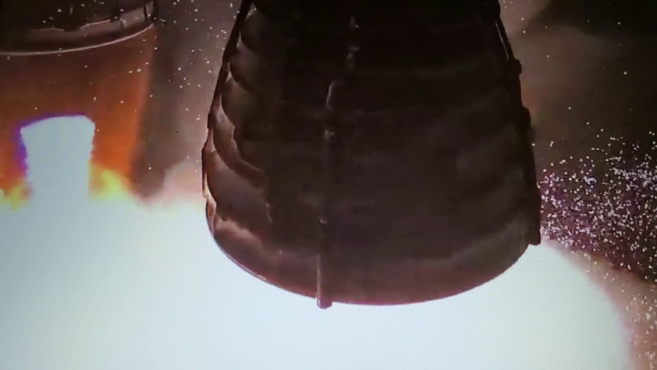 SLS Engine Hot Fire Test - YouTube