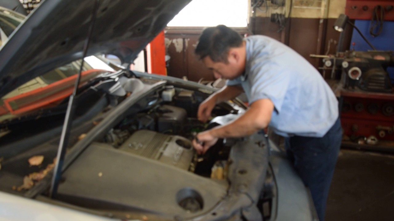 Certified ASE Master Mechanic in Mountain View David Young - YouTube