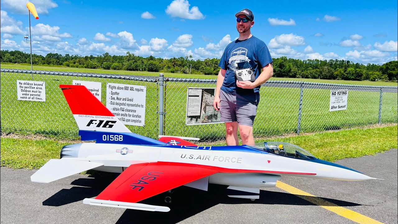 Pilotrc 1/5 scale F-16 powered by a Jetcat P250 Pro V2 and navigated ...