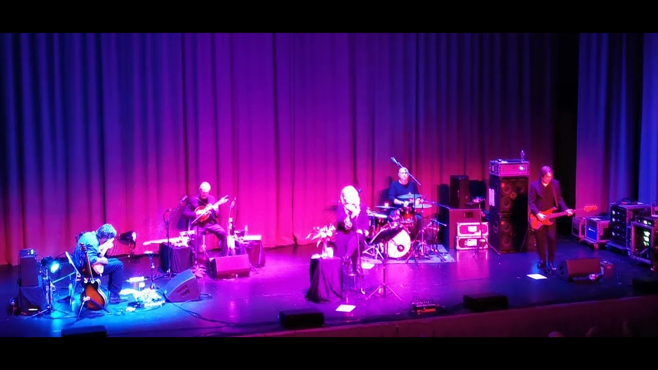 Cowboy Junkies - Misguided Angel - YouTube