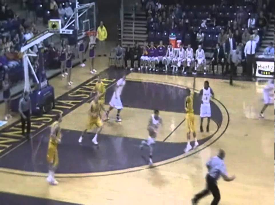 Cameron Hodges Block and Dunk vs. Wayne State - YouTube