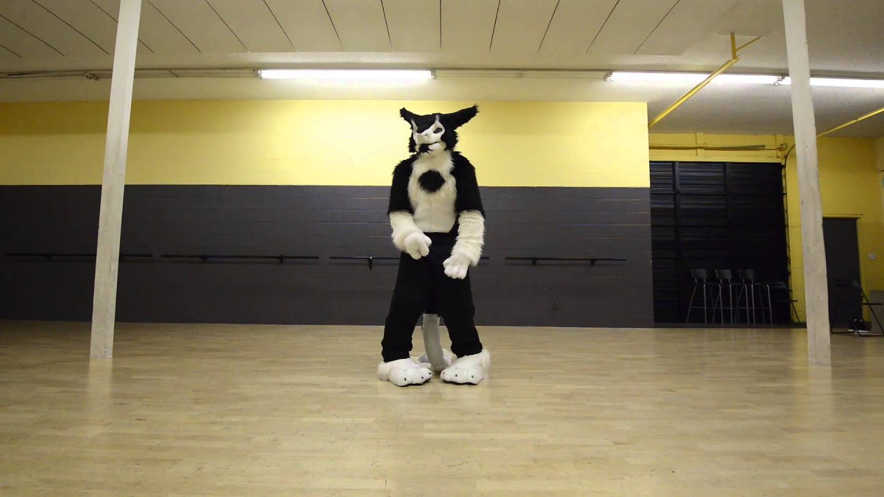 Fursuit Dance Tips: Heel-Toe Footwork - YouTube