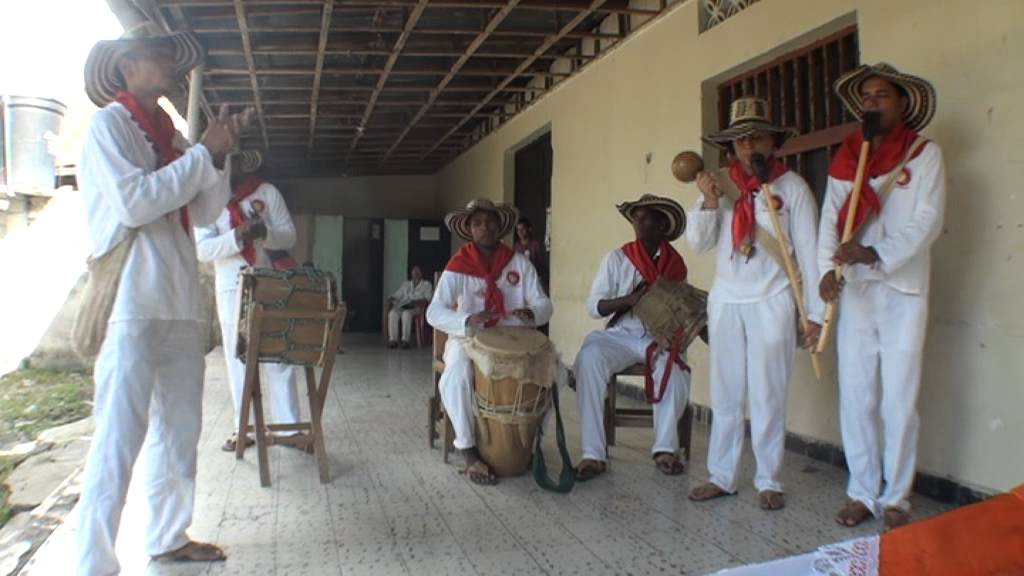 Gaiteros de Guacamayal III Generación. Gaita: EL Mapurito - YouTube