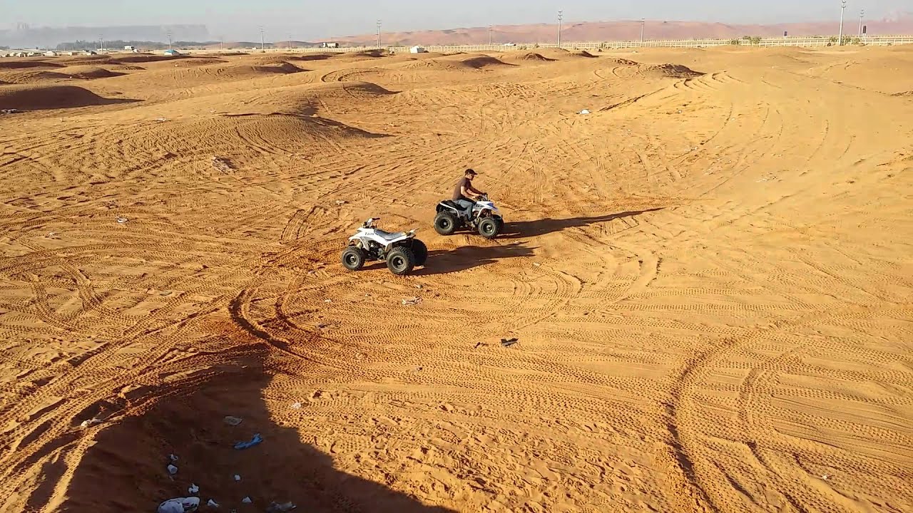 Drifting desert area in Dubai - YouTube