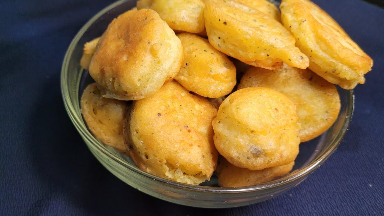 BOLINHO SALGADO FRITO |POUCOS INGREDIENTES |SUPER GOSTOSO - YouTube