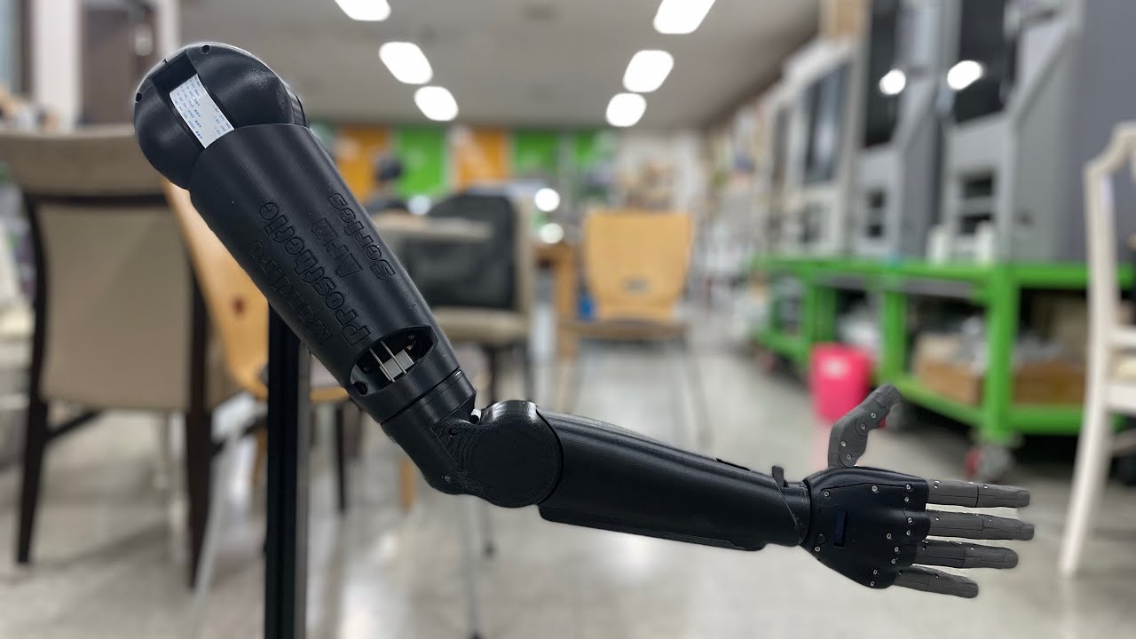 Mand.ro Humanoid Robot Arm Mark II - Motion Test (2022.12.31) - YouTube