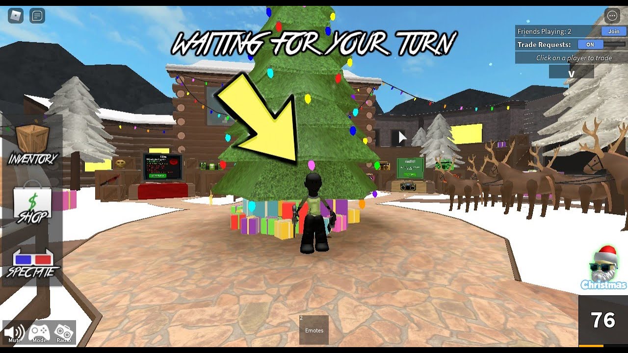 Playing As A Small Avatar in Roblox MM2!! (FUNNY) - YouTube
