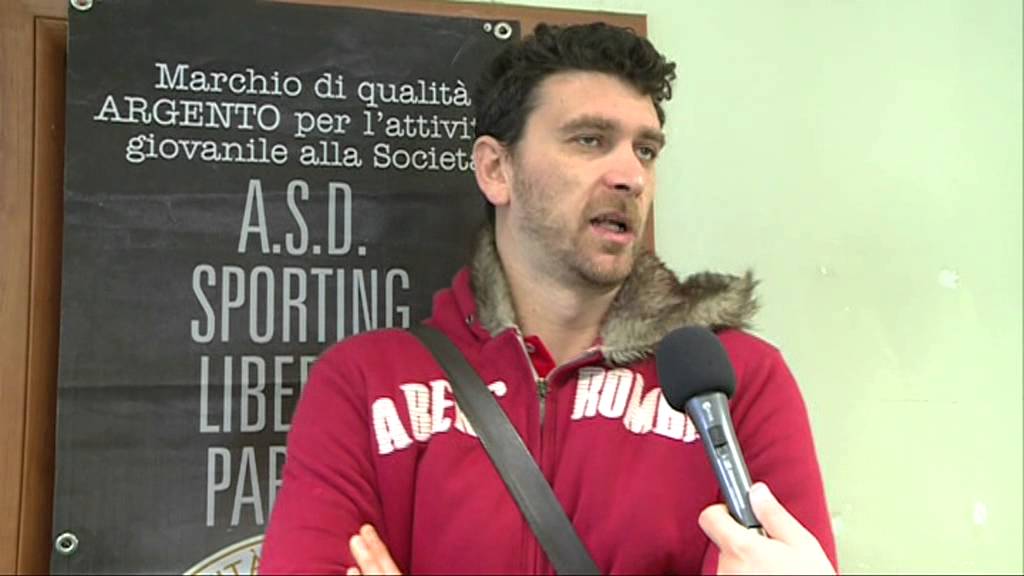 Conferenza stampa 14-10-2013: intervista a Stefano Moro - YouTube