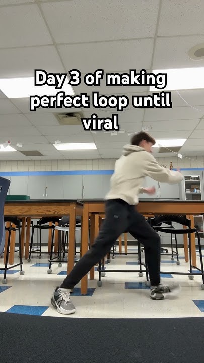 Day 3 #funny #loop #filter #satisfyingloop #endlessloop #redflags #perfectloop #stitch # ...