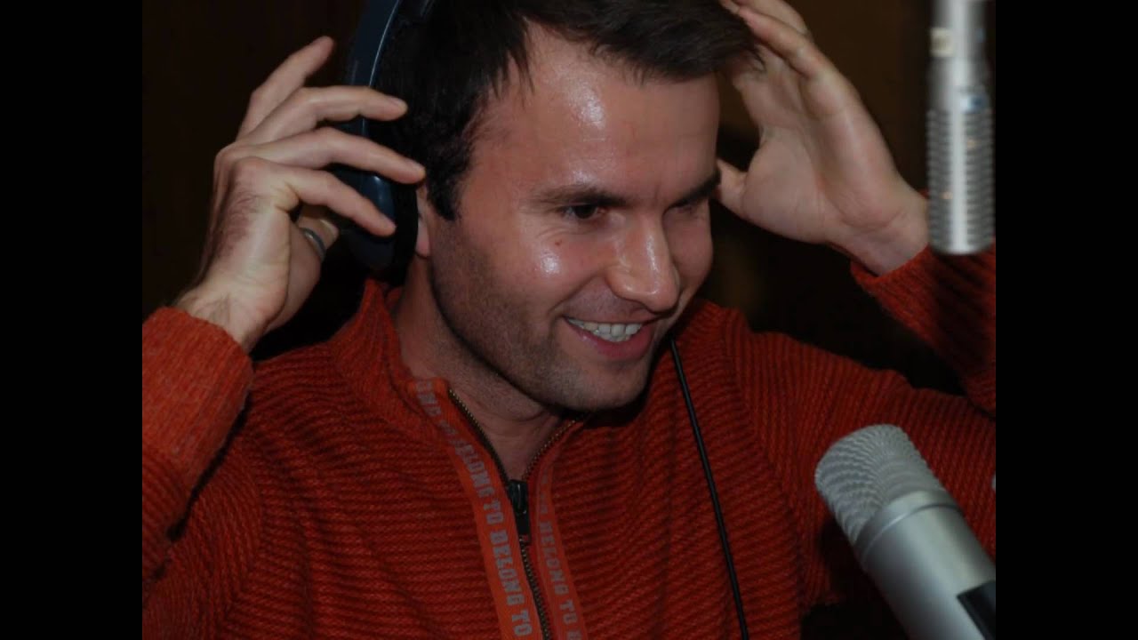 Vasile Muntean - Sunt fericit cu tine - YouTube