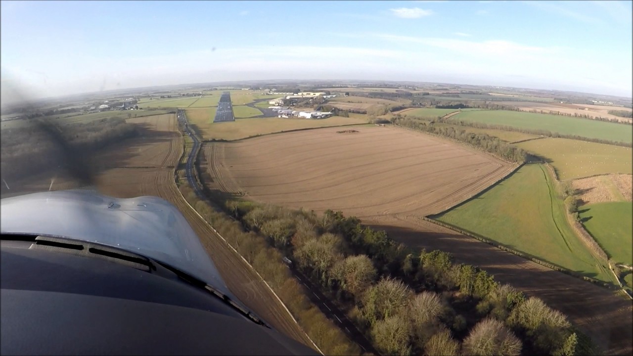 Flight to Kemble, Cotswold Airport, landing R26 in a Piper PA28-181 ...
