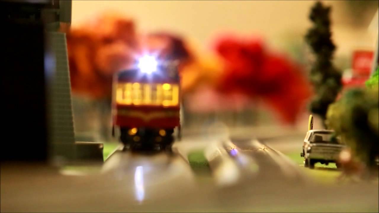 HO Scale EMC Gas Electric "Doodlebug" (Santa Fe) - YouTube